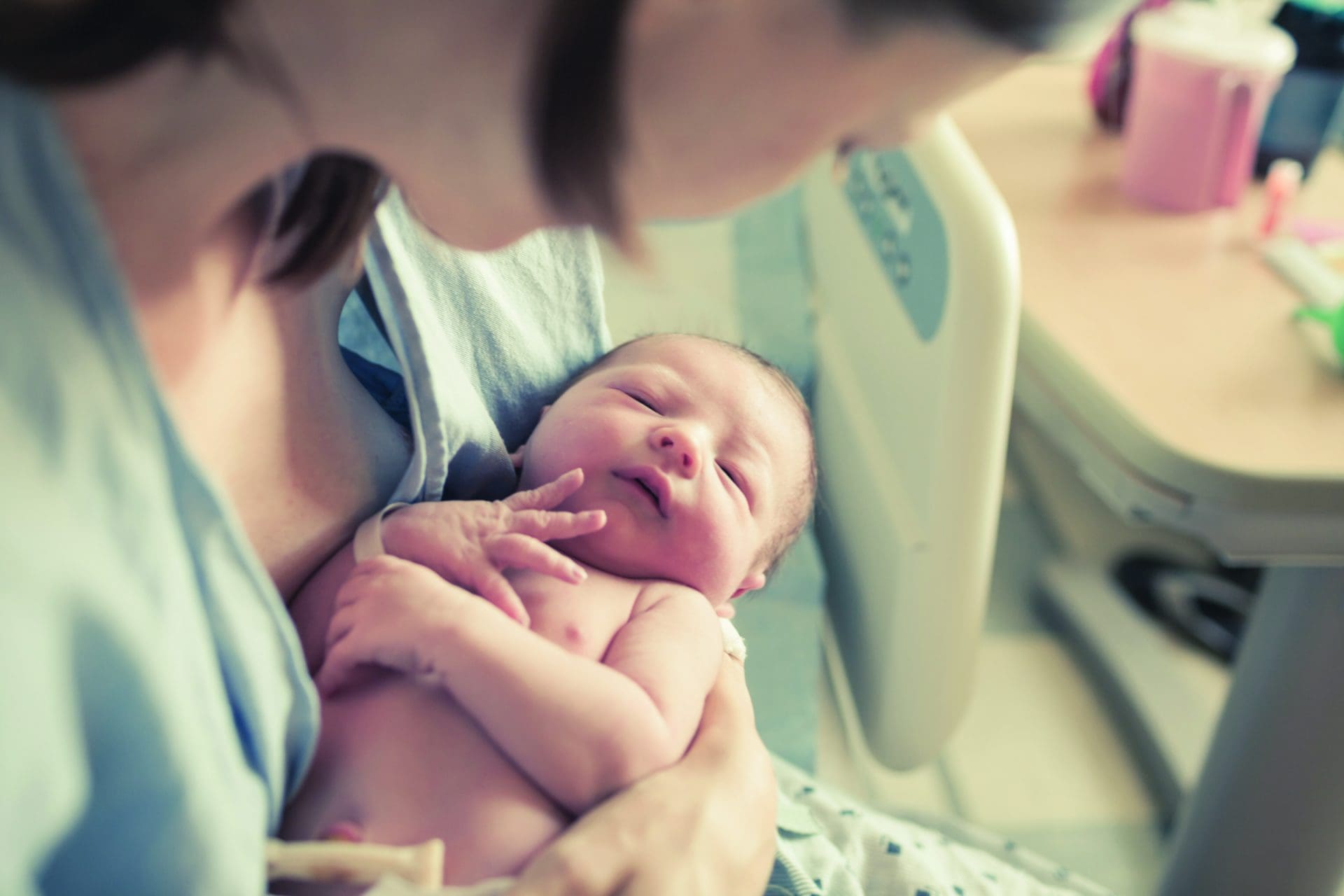 Preventing postpartum newborn falls